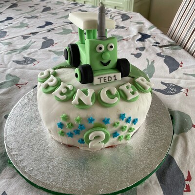 Edible Tractor Ted Cake Topper personalised - Etsy UK
