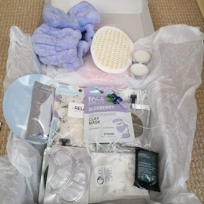 RELAXATION Spa Gift Box for Women, Birthday Pamper Hamper, Pamper Gift ...