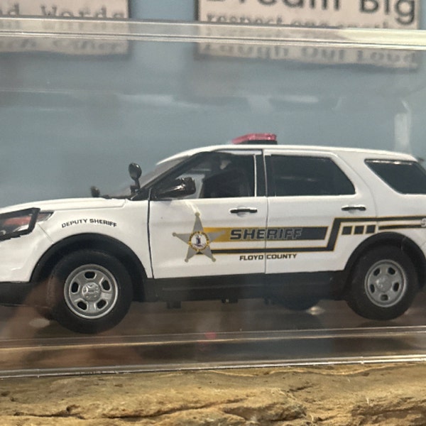 Custom White Police Explorer 2016 Body Style 1:24 - Agency Specific - Etsy