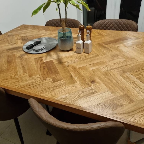 Round Herringbone Dining Table - Solid Oak - Spider Legs - Bespoke Handmade - Etsy UK