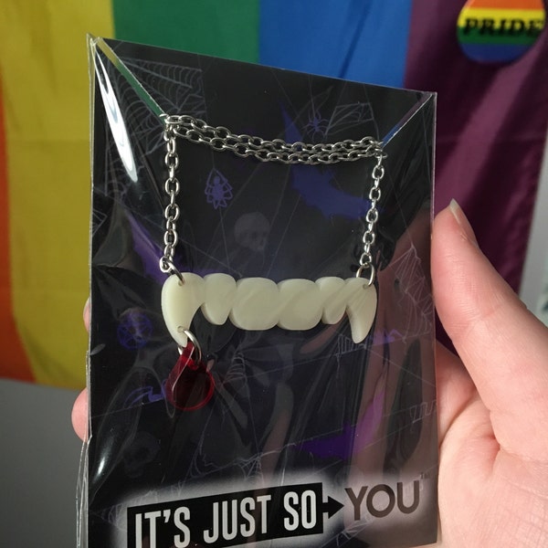 Vampire Fangs Necklace, Dripping Blood Drop Vampire Pendant Necklace ...