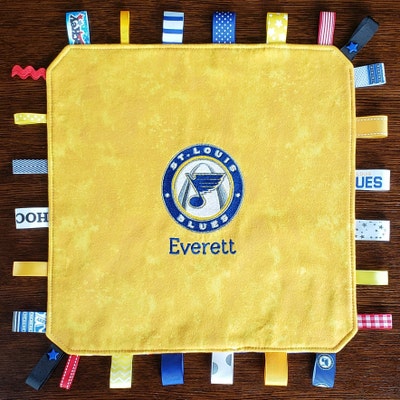 Hockey Ribbon 7/8 Inch Grosgrain Ribbon is White With Black Hockey ...