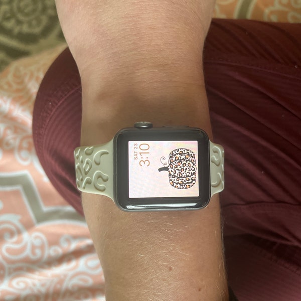 Christmas Mickey Mouse Apple Watch Wallpaper, Gingerbread Watch ...