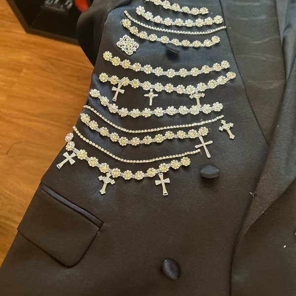 Silver Rhinestone Chain by Yard With Clear Crystal in Silver Setting ...