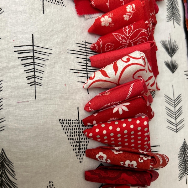 Red Fabric Scraps, a Half Dozen or a Bakers Dozen of Quilt Fabrics ...