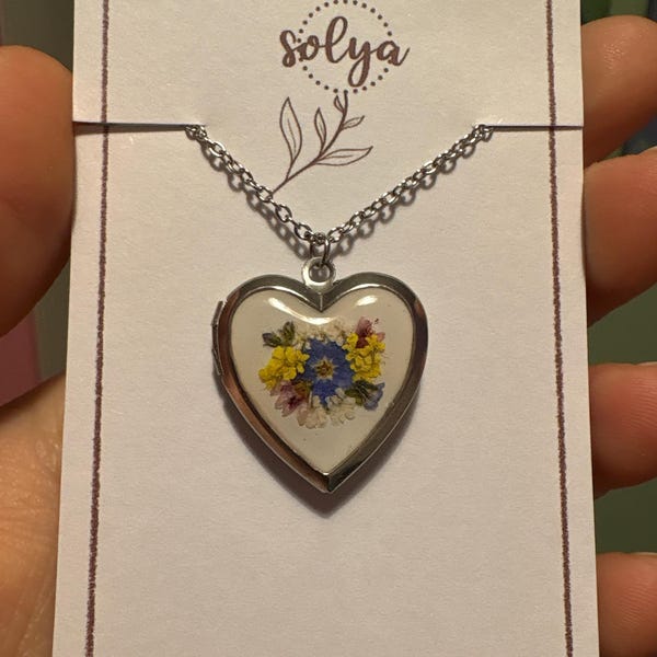 Night Sky Forget Me Not Locket Necklace - Etsy