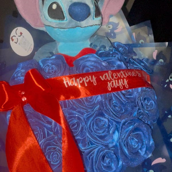 Pikachu Ramo Buchon Eternal Bouquet 30 Roses - Etsy