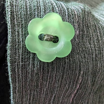 Textured Buttons Black Vine Design 27mm a Set of 6 - Etsy