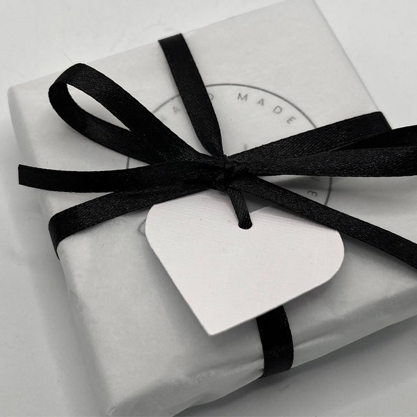 White Hammered/linen Gift Tags With Jute String/ Wedding Tags/ Blank ...