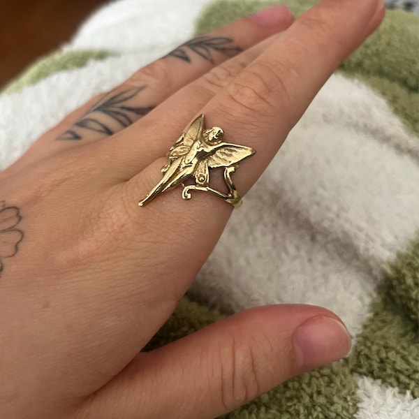 Beautiful Gold Ring With Faerie Fairy Design - Etsy