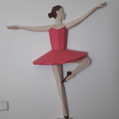 Ballerina Papercraft 3D Wall Decor Sculpture, Low Poly Ballerina Wall ...