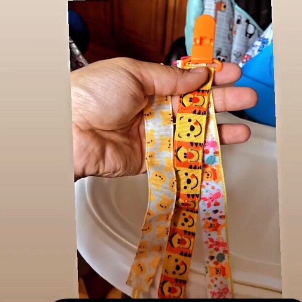 Pacifier Clip: Star Wars the Force Yoda Ewoks Jedi Mickey Mouse Droids ...