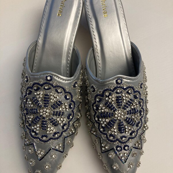 Ethnic Men Golden Mojdi Vegan Leather Mojdi With Hand Embroidery ...