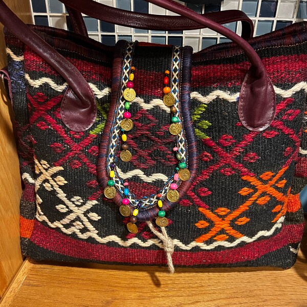 Red Color Guitar Strap Beaded Crossbody Bag, Casual Aesthetic Bag for ...