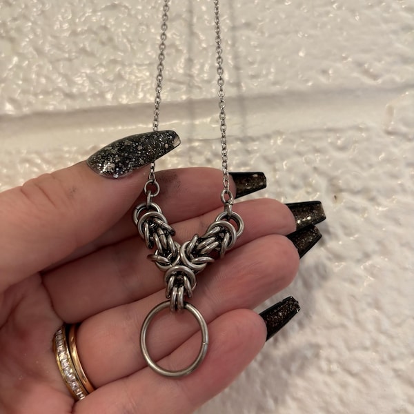 Stainless Steel Byzantine O Ring Pendant Necklace | Chainmail Choker ...