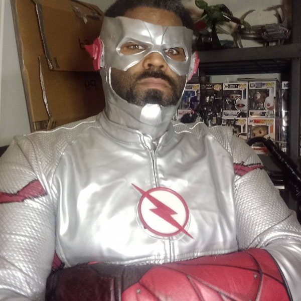 Kid Flash Chest Emblem 3D Printed Prop for Cosplay & Costume - Etsy
