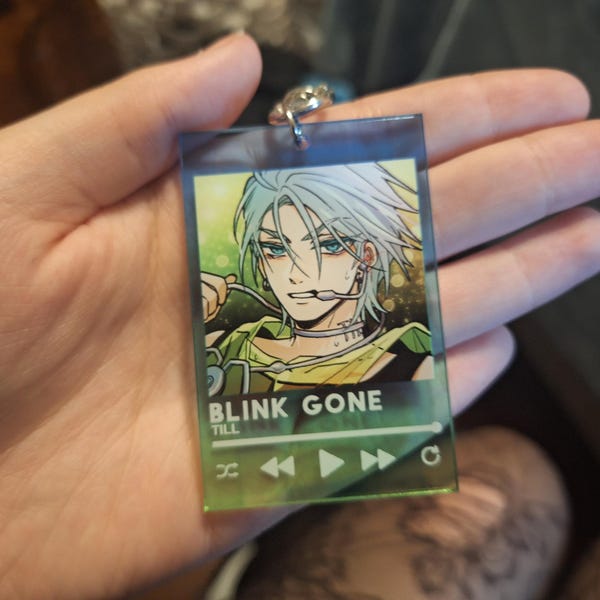 BLINK GONE Alien Stage Keychain Charms - Luka Till // Alnst Fan Art ...