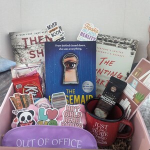 Mega Book Lovers Box - Etsy