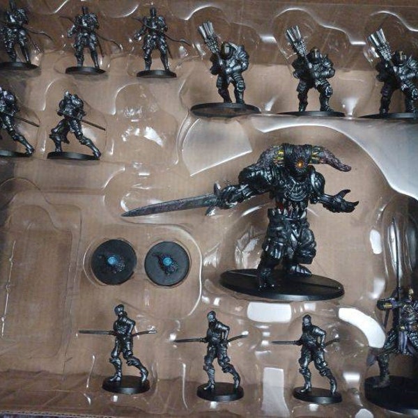 Bloodborne the Board Game Miniatures - Pro Painted Bloodborne ...