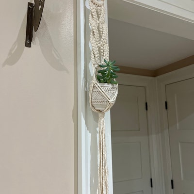 Small Plant Hanger Handmade Braided Macramé Hanger With Boho Chic Style ...