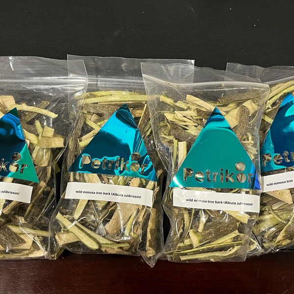 Mimosa Tree Bark (albizia Julibrissin). Mimosa Tree. Tree of Hapiness ...