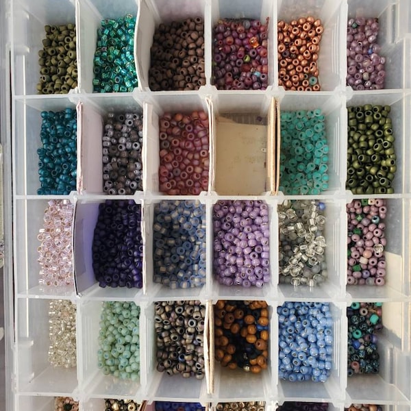 11/0 Matte Cheyenne Pink Solgel Czech Seed Beads 1 HANK 12/20, Tint ...