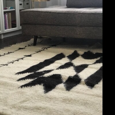 Neutral Beige Aztec Rug With White Pattern, Large Wool Area Rug ...