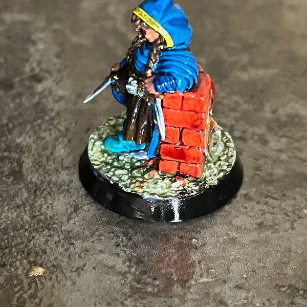 Halfling Rogue - Drunken Dwarf Miniatures - Etsy
