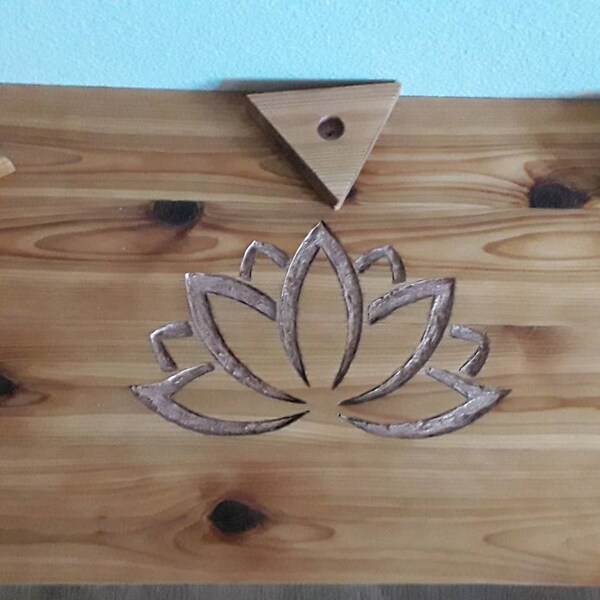 Flowy Lotus Altar Table - Etsy