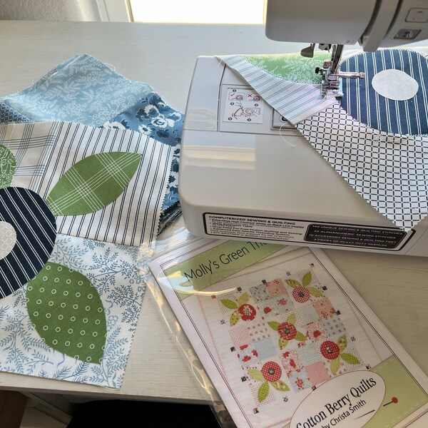 Sew Bloomin' Cute PDF Pattern by Cotton Berry Quilts - Pillow Pattern ...