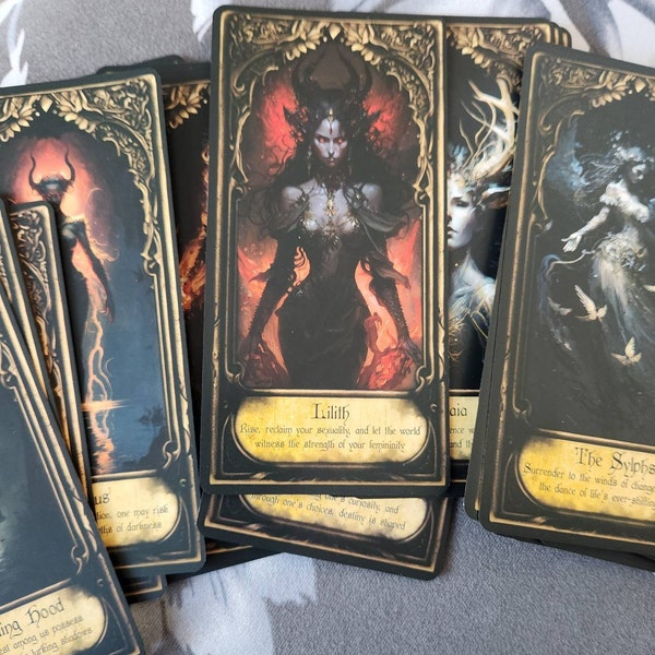 Obsidian Veil Oracle Card Deck: Antique Shadow Work, Feminine Deities ...