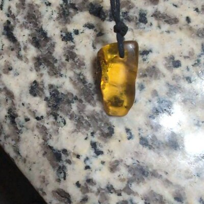 Rabbit Amber Figurine / Natural Baltic Hand Carved Amber Figurine ...