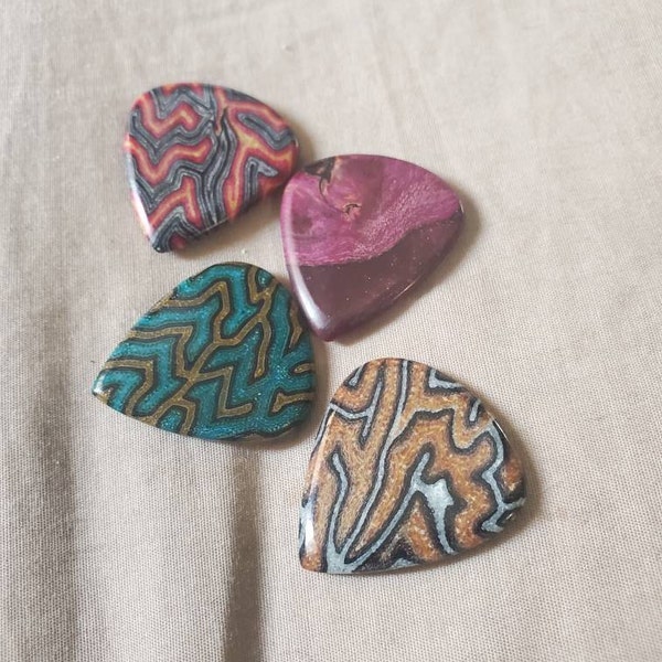 Galalith / Casein Guitar Pick - Faux Tortoise / Faton Macula Signature ...