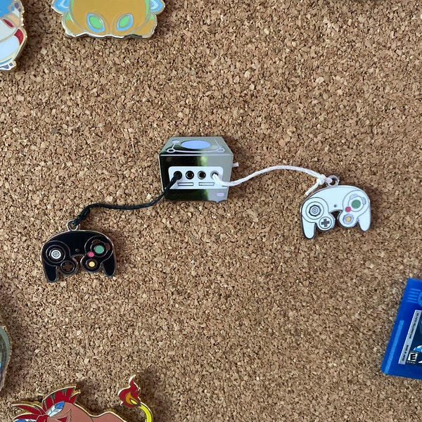 Gamecube + Controller Enamel Pins 3.5" - Etsy