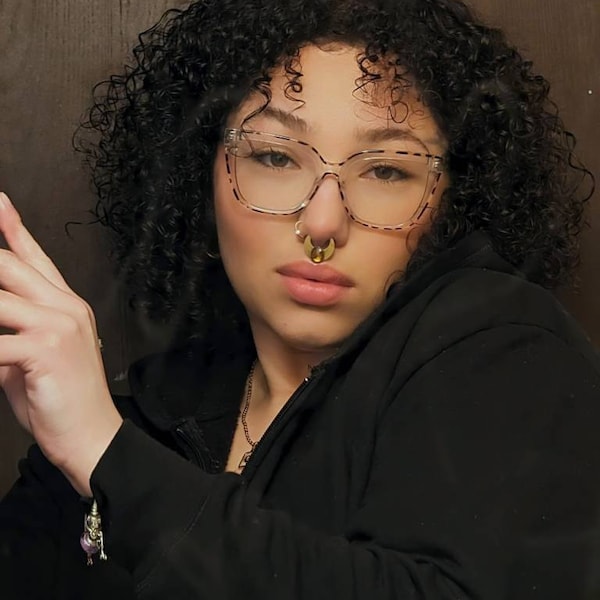 Guamo & Tree Frog in Conch Shell Stickers - Etsy