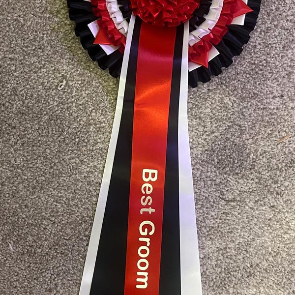 2 Tier Large Centre || 1st-6th Place Rosettes || Placing Rosettes With ...