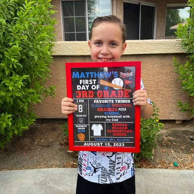Rainbow First Day of Kindergarten Sign Printable, Girl Back to School ...