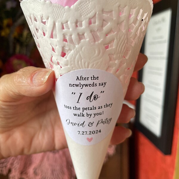 Wedding Toss Sticker, Petal Toss Sticker, Confetti Toss, Toss Me ...