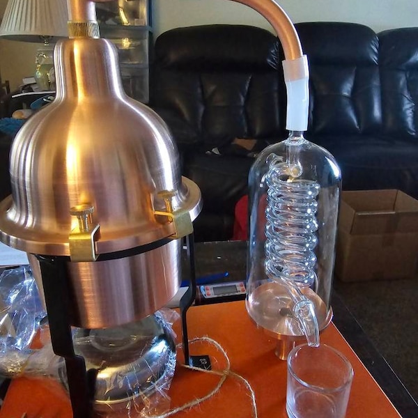 Alembic Distiller for Essential Oils & Hydrolate in Copper With Glass ...