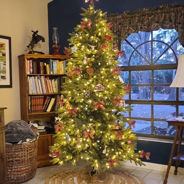 Large Black and White Buffalo Check Tree With Faux Fur Trim Decor - Etsy