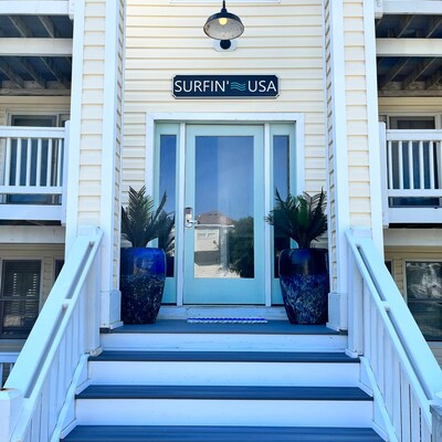 Personalized Custom 100% PVC 47 Carved Beach House - Etsy