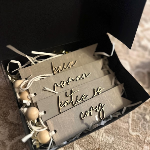 Snowflake Place Card, Winter Ornament, Personalized Snowflake Holiday ...