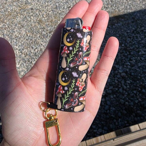 Lilac Fields - Holographic - Bee Blazin' Lighter Sleeve - Hemp Wick ...