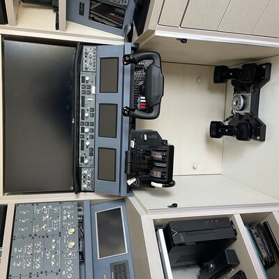 Honeycomb Alpha Yoke, Honeycomb Bravo Throttle and Logitech Panel ...