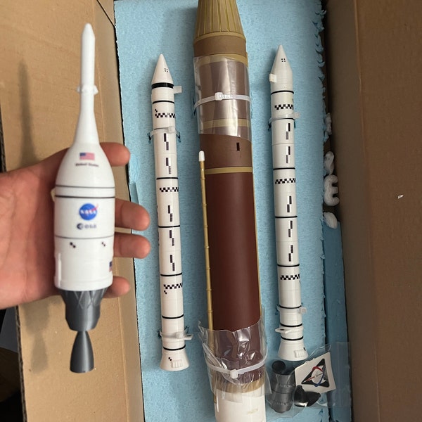 Handmade Rocket Engine Scale Model of Raptor 3 - Detailed Miniature ...