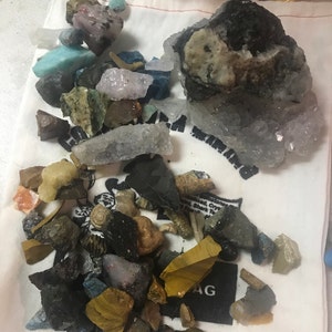 Mini Rock and Mineral Dig kit Mini Excavation Kit: Rock & | Etsy