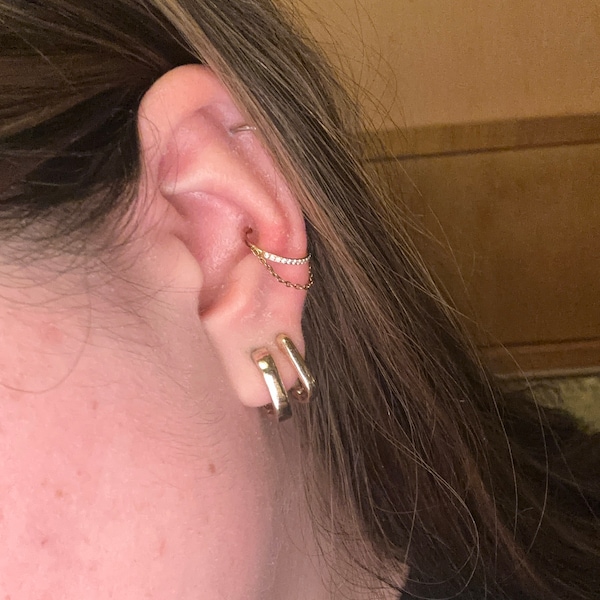 ASTM F136 Gem Hoop With Chain Conch Hoop, Conch Earring, Conch Clicker ...