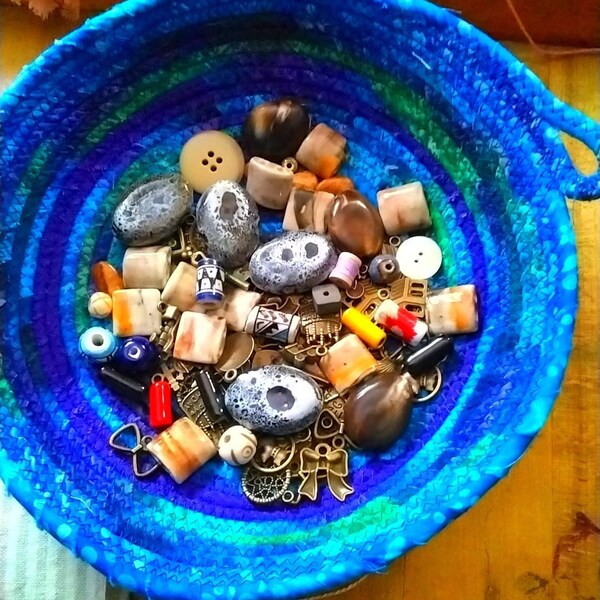 Vintage Large House Dress Buttons/vintage SPC Buttons/vintage Plastic ...