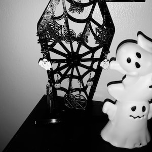 Coffin Phone Stand Spiderweb Display Gothic Display Coffin Cell Phone ...