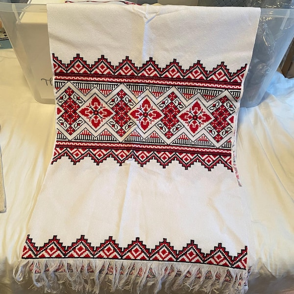 Ukrainian Rushnyk / Embroidered Rushnyk / Ukrainian Wedding Traditions ...